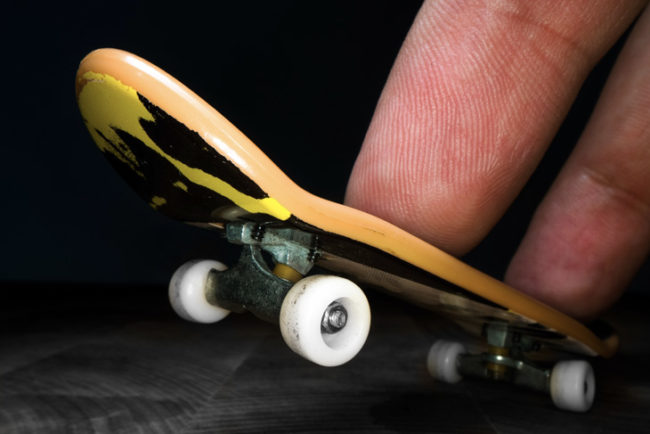 6 Incredible Finger Boarding Tricks | FingerBoarding.com
